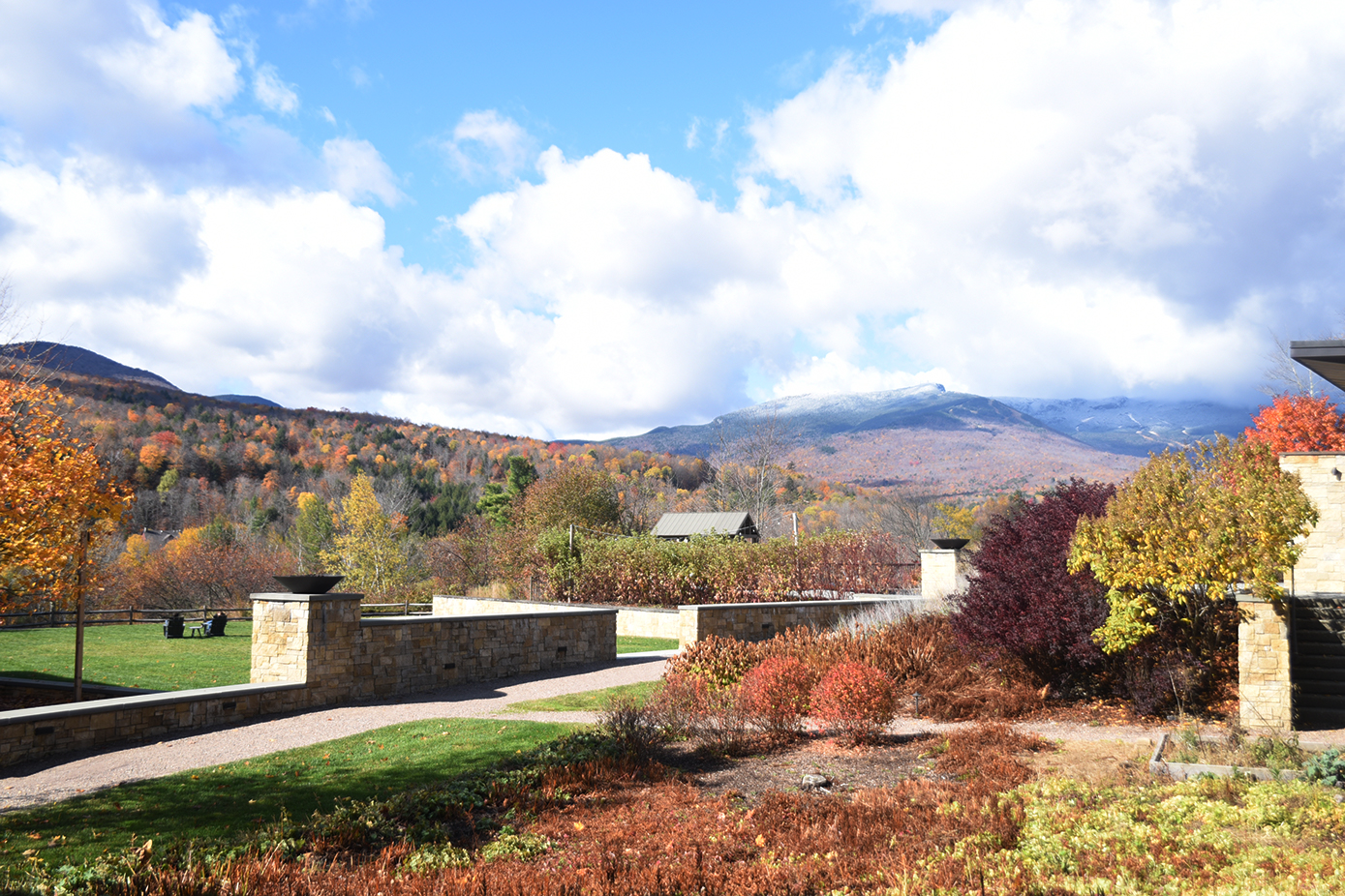 Stowe Travel Guide | The Perfect Fall Weekend in Stowe, Vermont ...